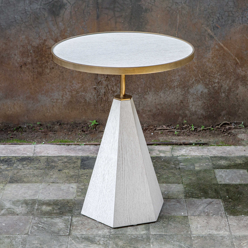 Pylon Table – mint.